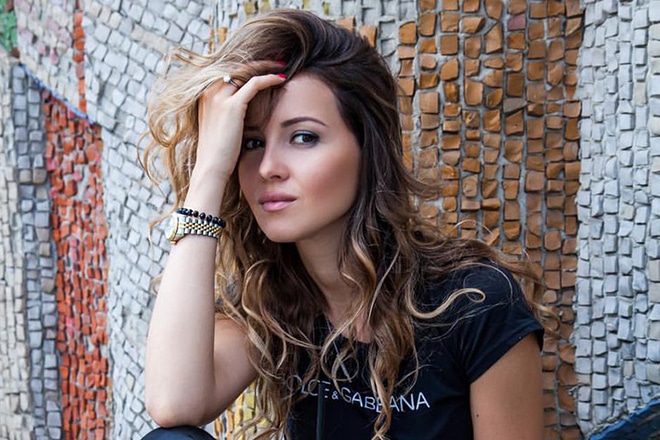 Алеса Качер - биография, личная жизнь, фото, фильмография, слухи и ...