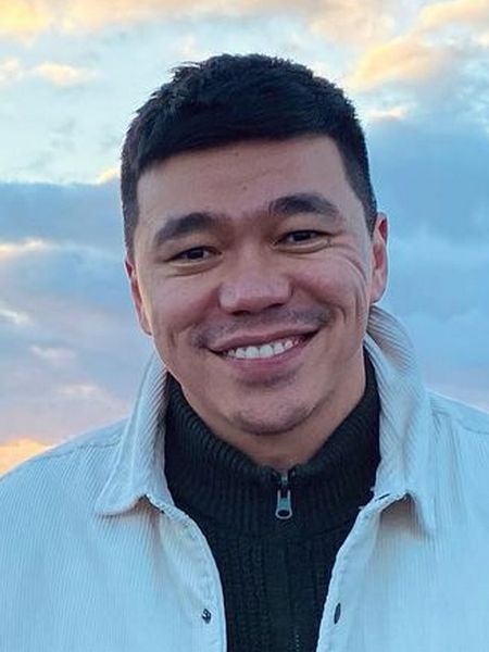 Данияр Алшинов — биография, личная жизнь, фото, новости, фильмы, жена ...